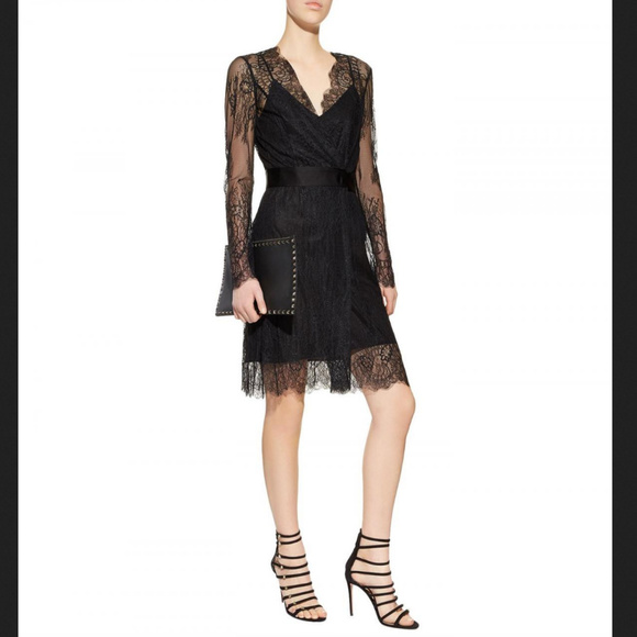 Diane Von Furstenberg | Dresses | Auc New Dvf Black Overlay Lace Vneck ...